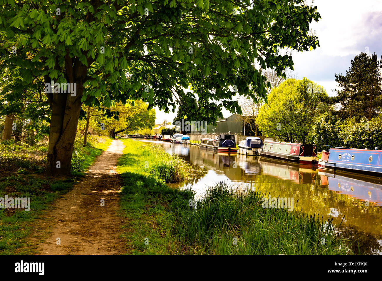 Weybridge High Resolution Stock Photography and Images - Alamy
