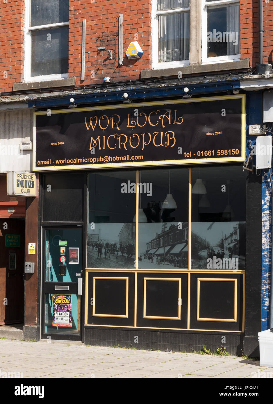 Wor local micropub hi-res stock photography and images - Alamy