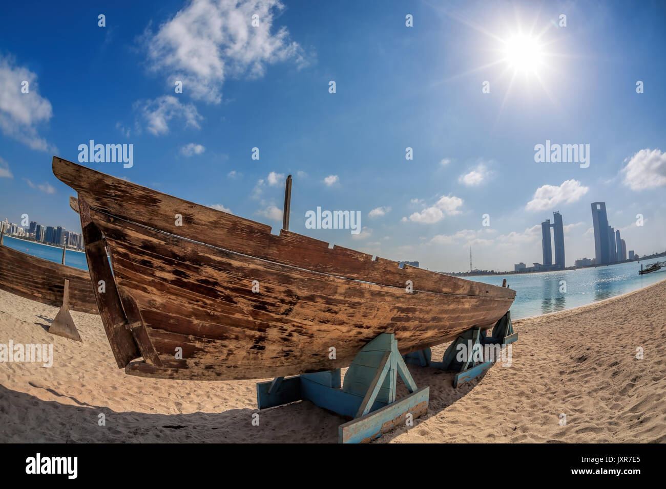Abu dhabi water boats hi-res stock photography and images - Alamy
