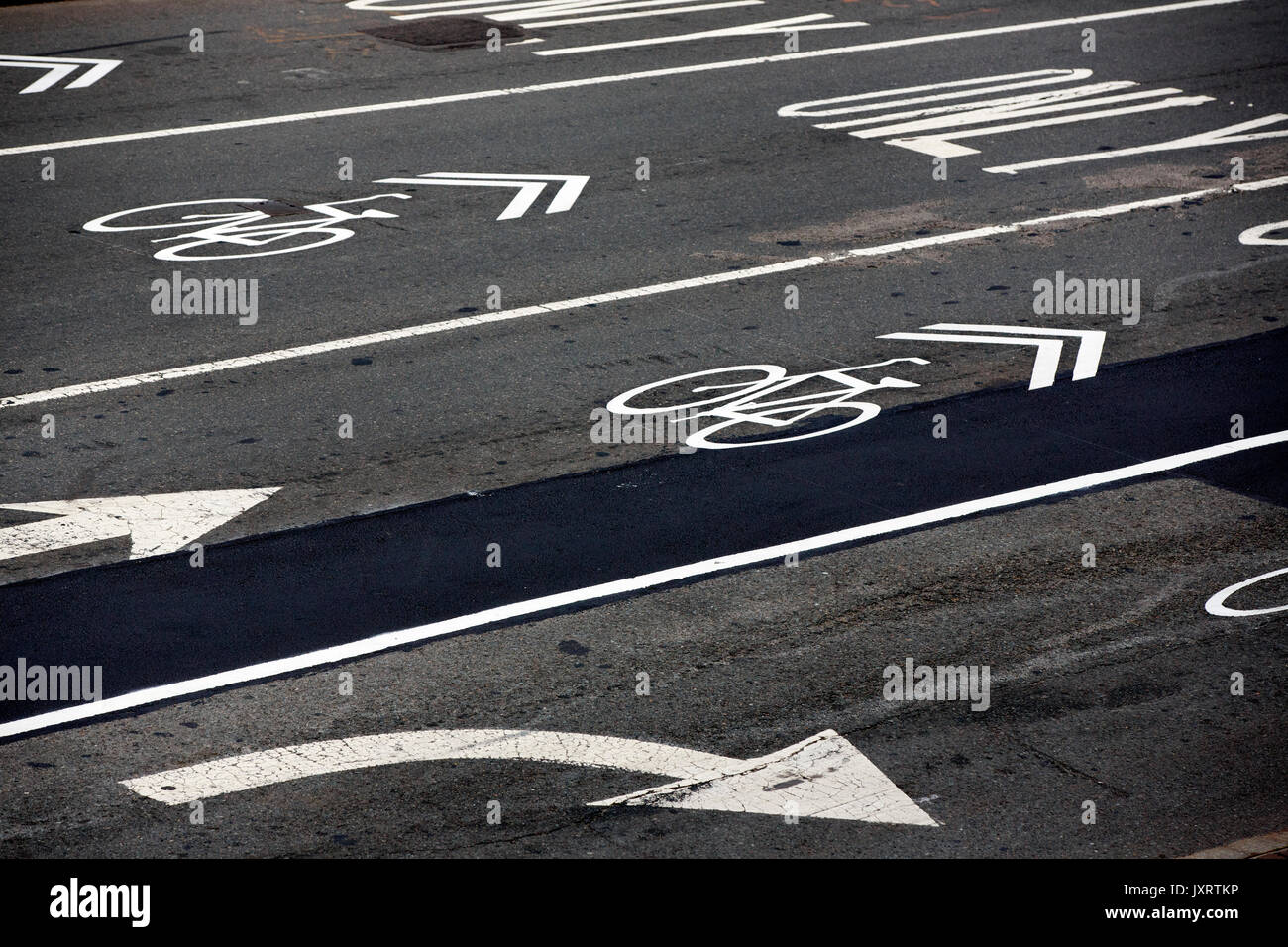 Boston bike lane hi-res stock photography and images - Alamy