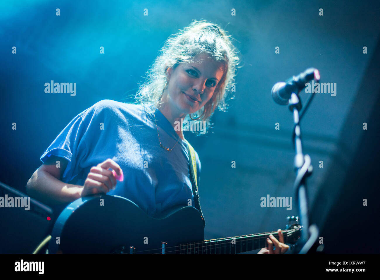 Carlotta cosials hinds hi-res stock photography and images - Alamy