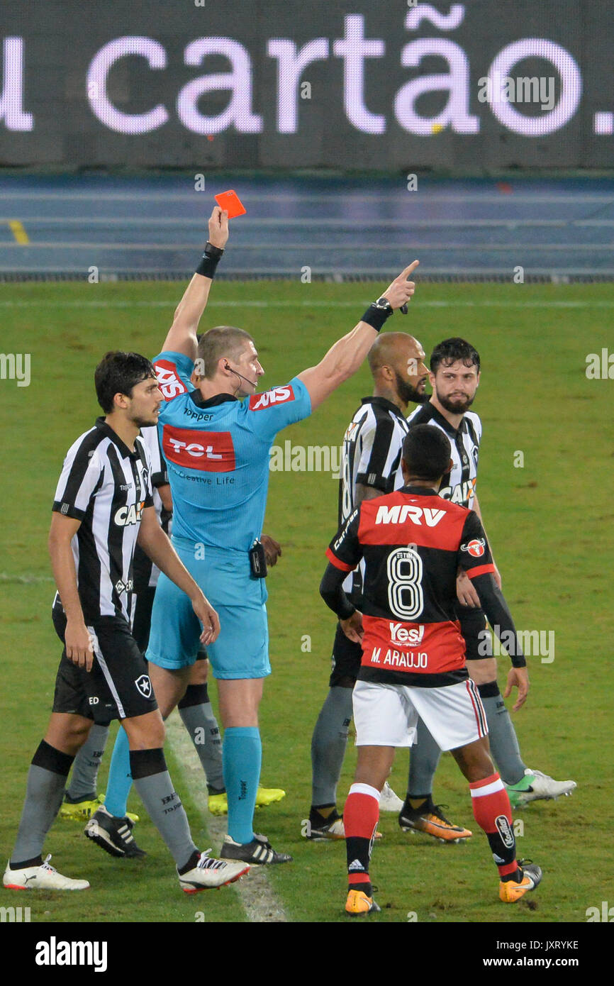 Rio De Janeiro, Brazil. 16th Aug, 2017. Referee Anderson Daronco ...