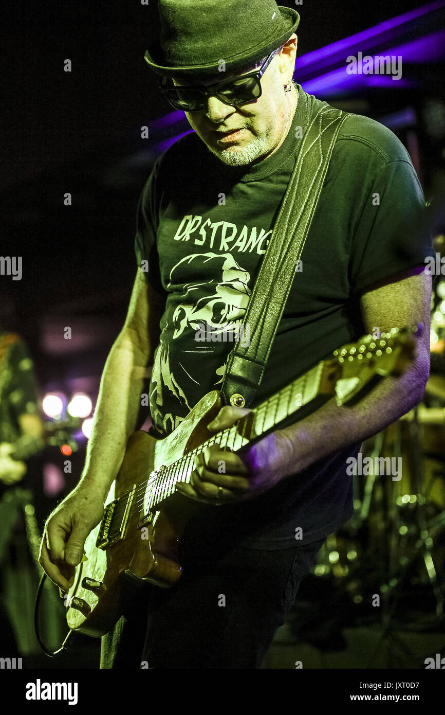 Circle classic 2017 hi-res stock photography and images - Alamy