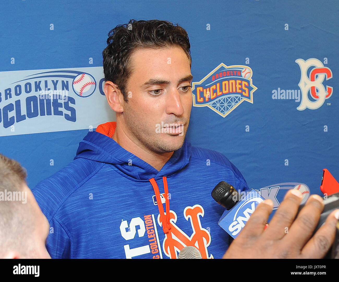 Brooklyn, NY, USA. 16th Aug, 2017. New York Mets pitcher Matt Harvey ...