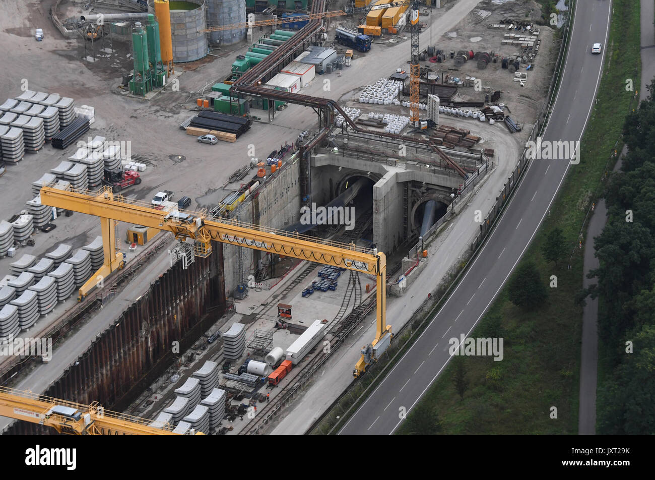 Sagging rail hi-res stock photography and images - Alamy
