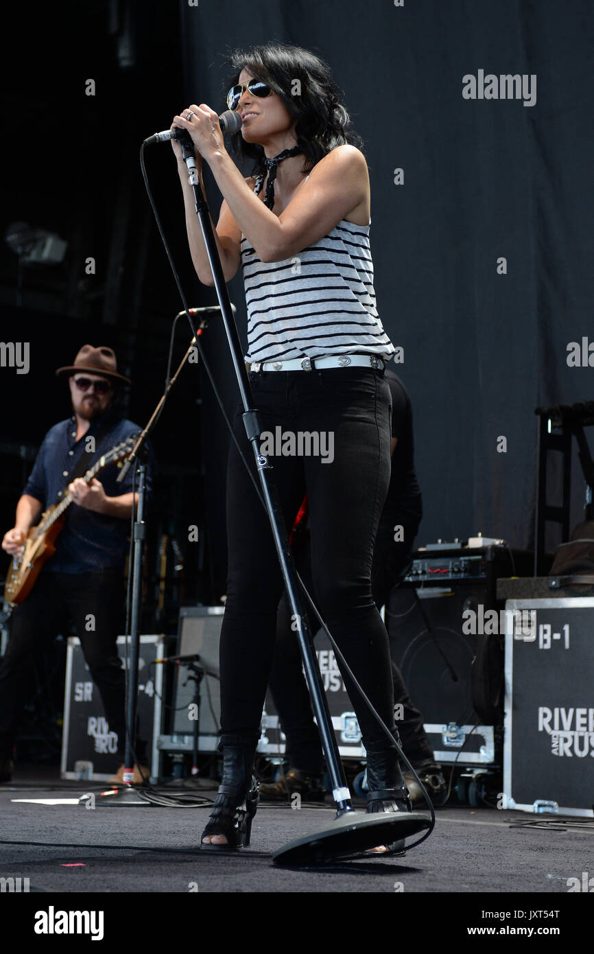 West Palm Beach, FL, USA. 16th Aug, 2017. Rivers and Rust performs at ...