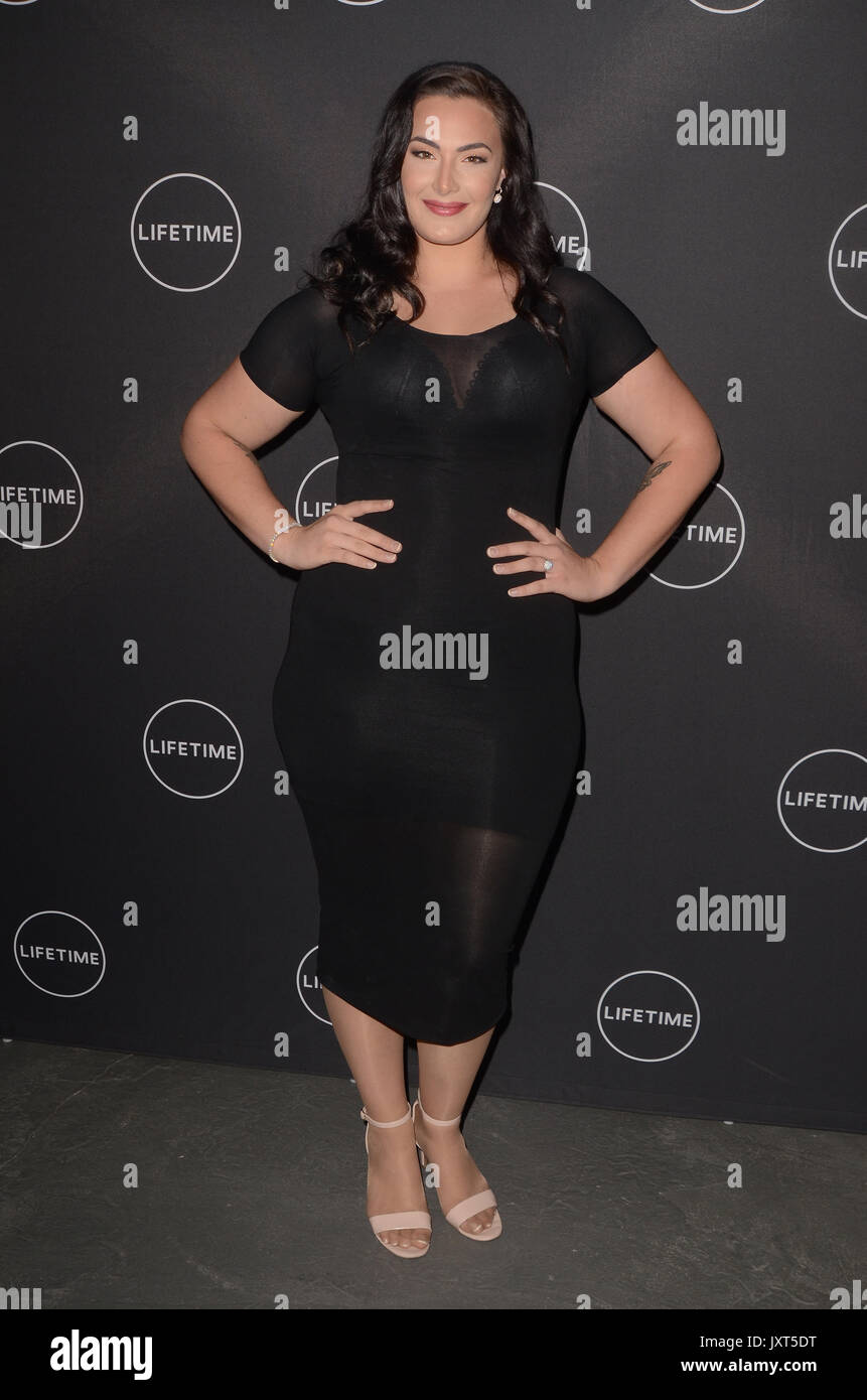 Studio City, USA. 16th Aug, 2017. Arissa Le Brock at the Growing Up ...