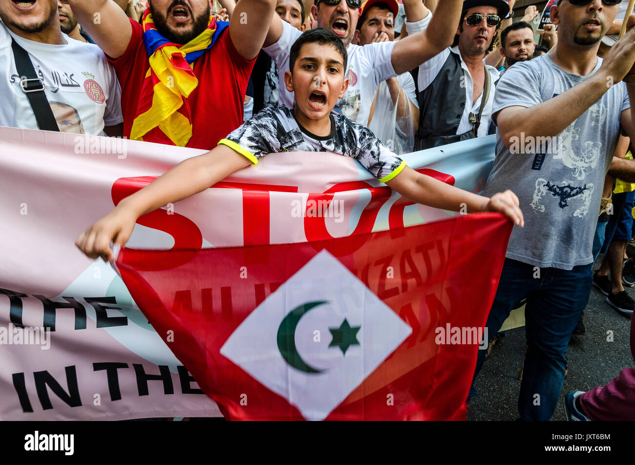 Barcelona, 30 Jul 2017,A child holds the flag of the Rif during ...