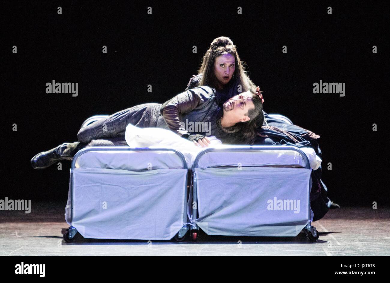 Anna dyson hi-res stock photography and images - Alamy