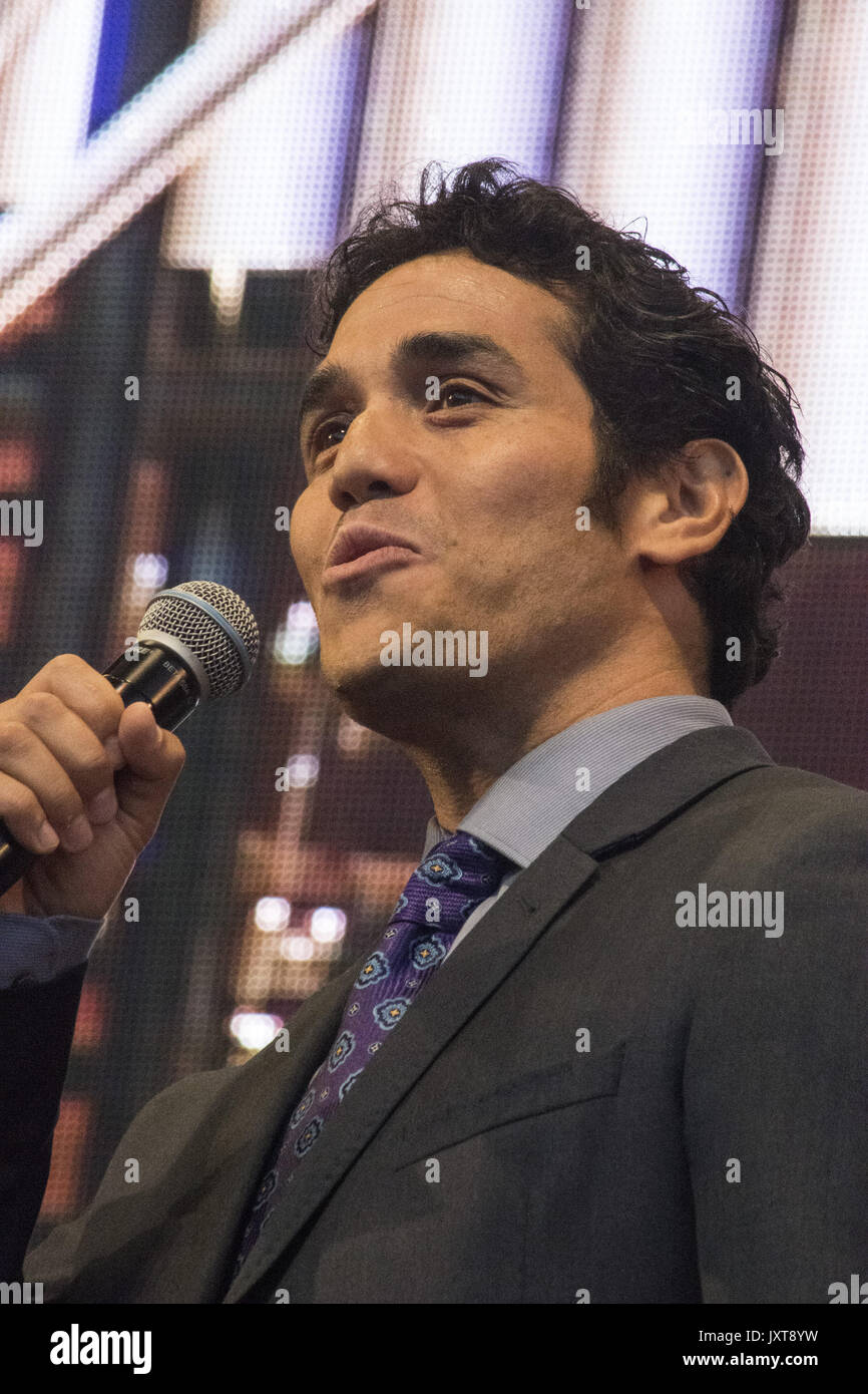 Sean lee davies hi-res stock photography and images - Alamy