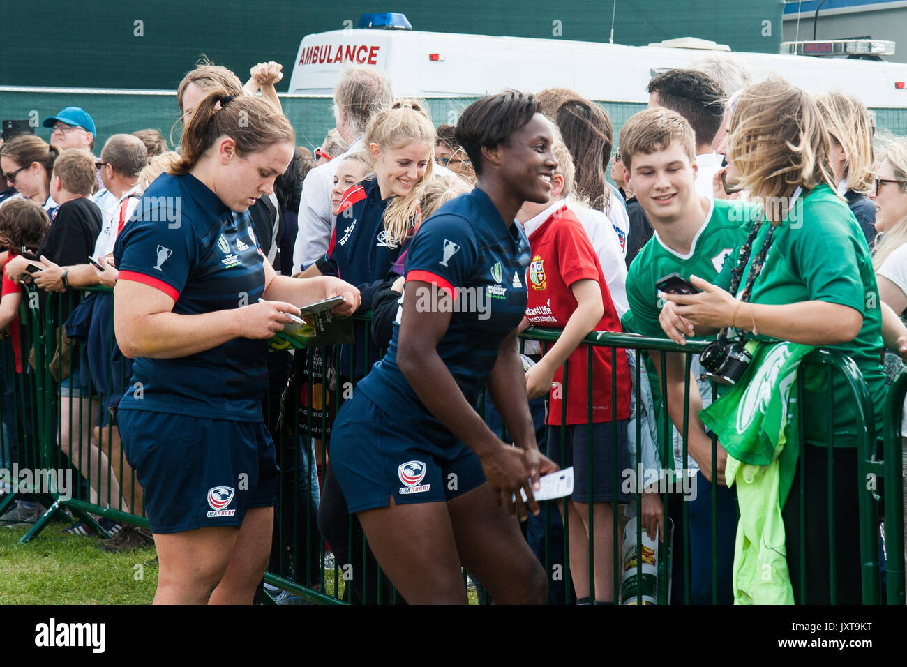 Dublin, Ireland. 17th August 2017. Nicole James and Naya Tapper meeting ...