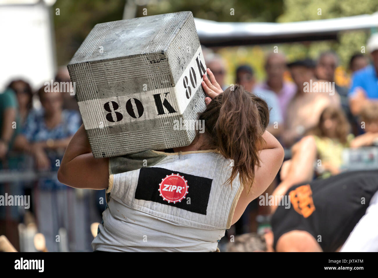 Stone lifting hi-res stock photography and images - Alamy