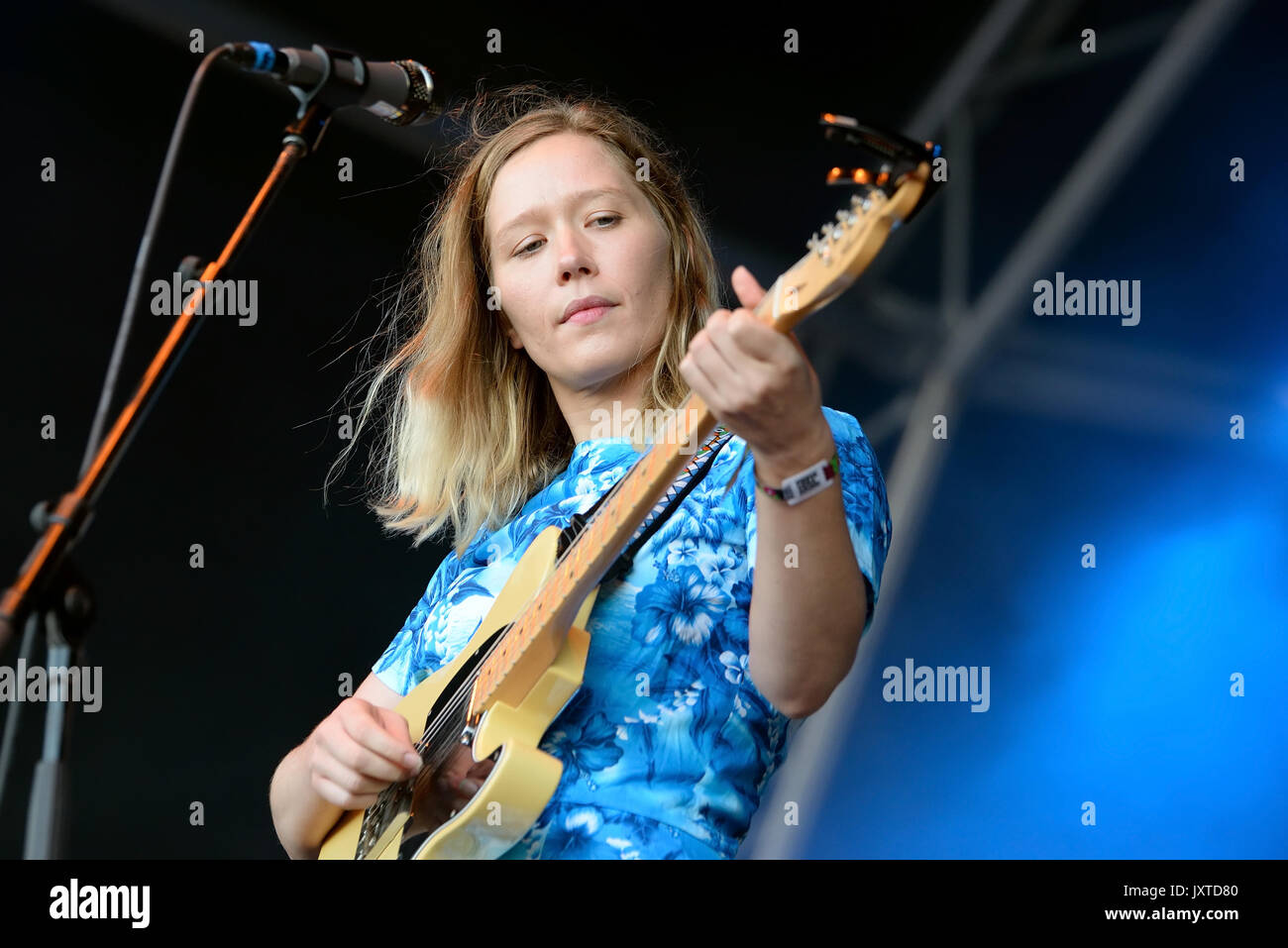 Julia guitar hi-res stock photography and images - Alamy
