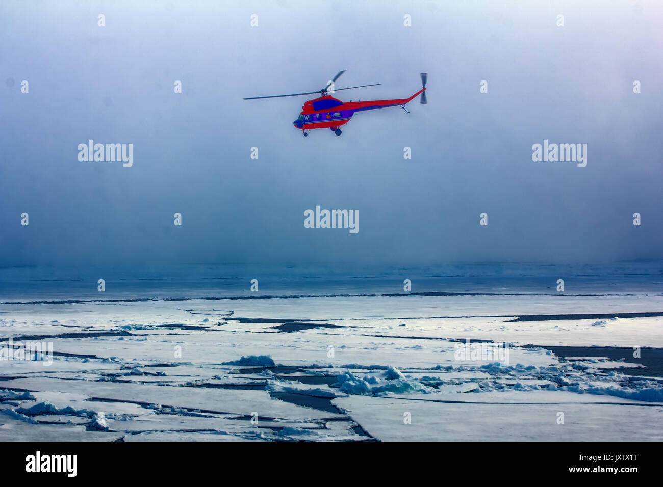 Flying in bad conditions hi-res stock photography and images - Alamy