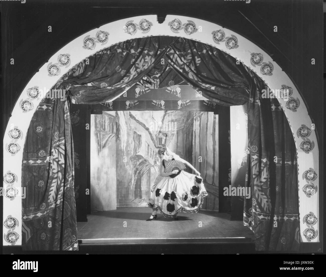 Stage set design interior Black and White Stock Photos & Images - Alamy