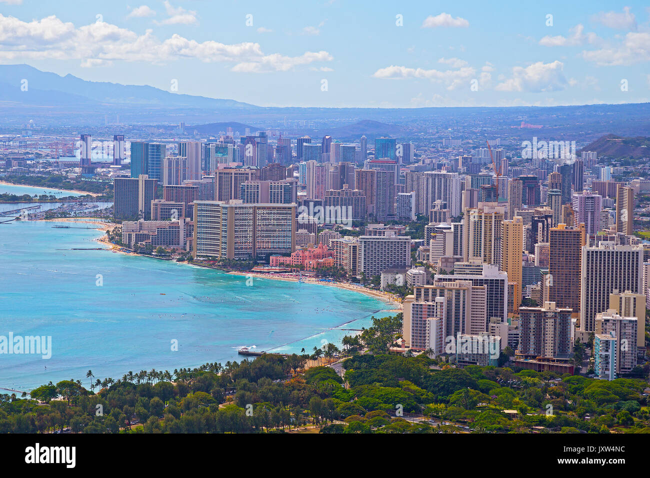 Skyscrapers in oahu hi-res stock photography and images - Alamy