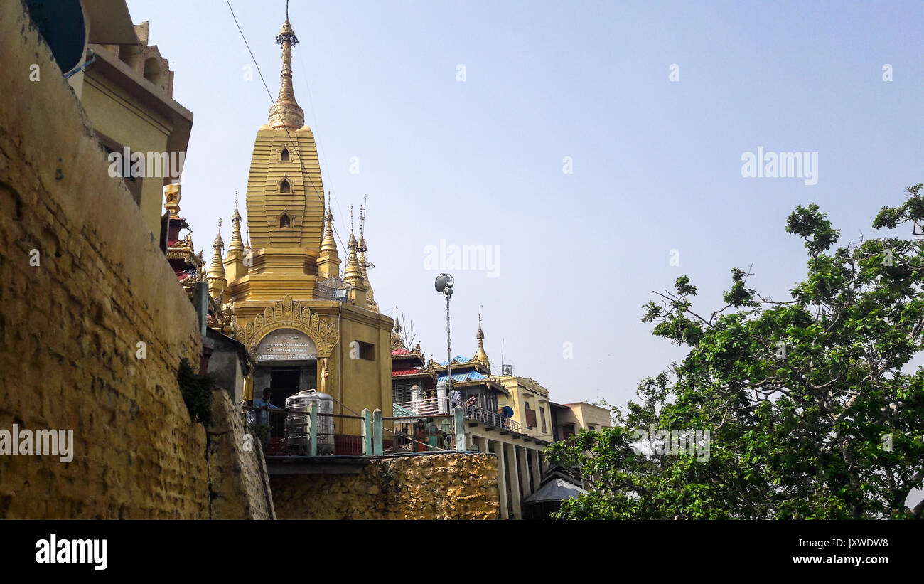 Mount Popa - Myanmar Stock Photo - Alamy