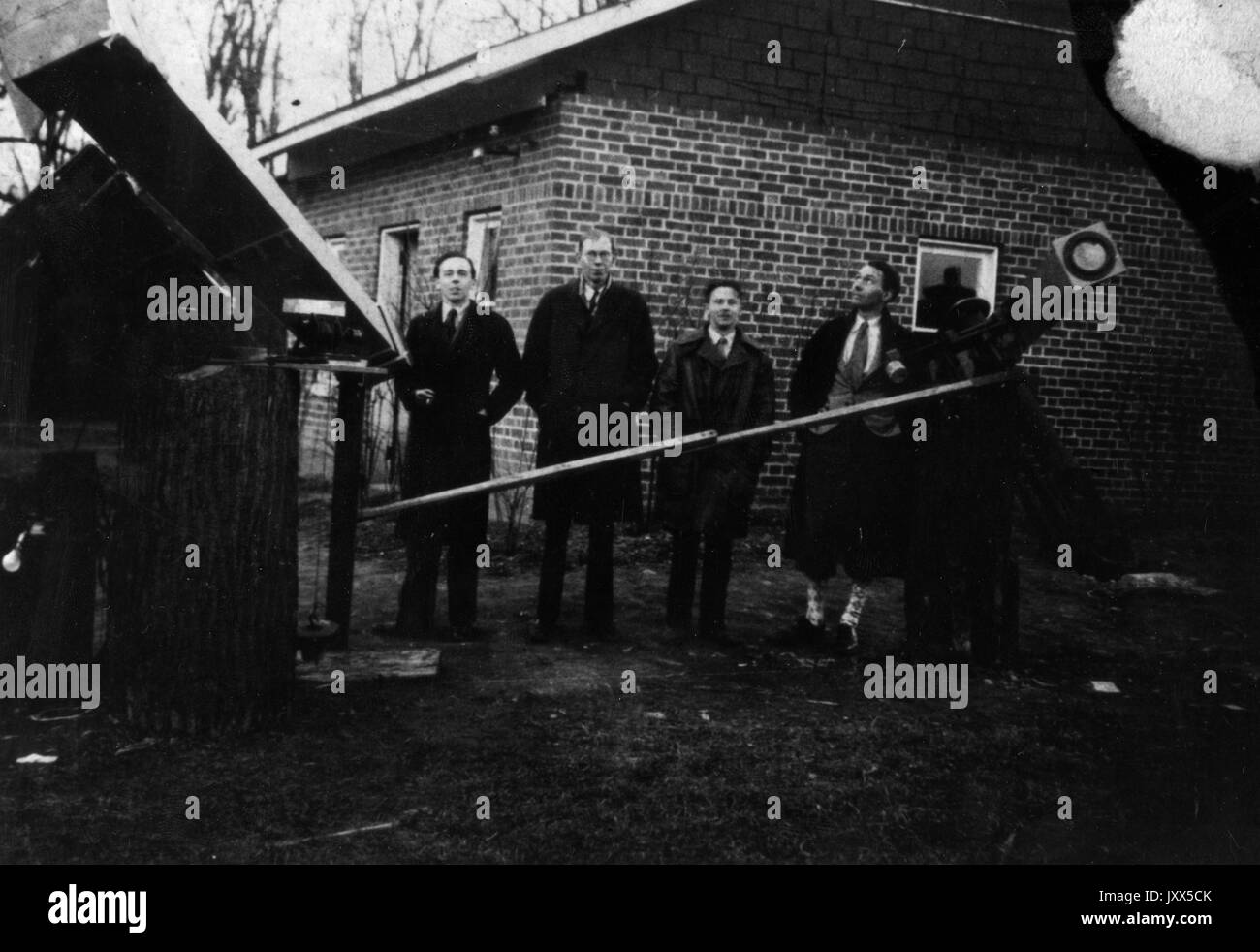 F lloyd Black and White Stock Photos & Images - Alamy