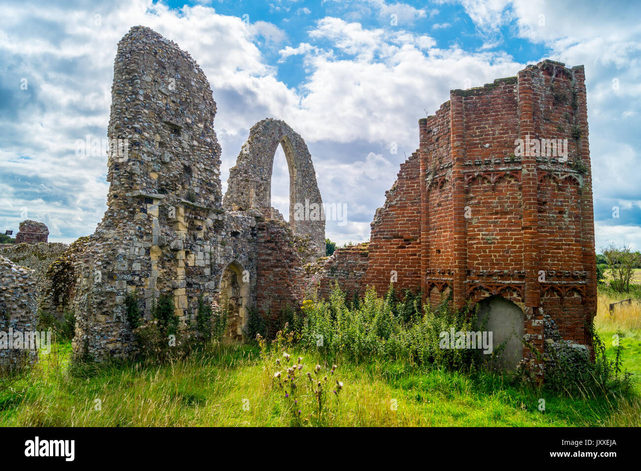 English perpendicular gothic style hi-res stock photography and images ...