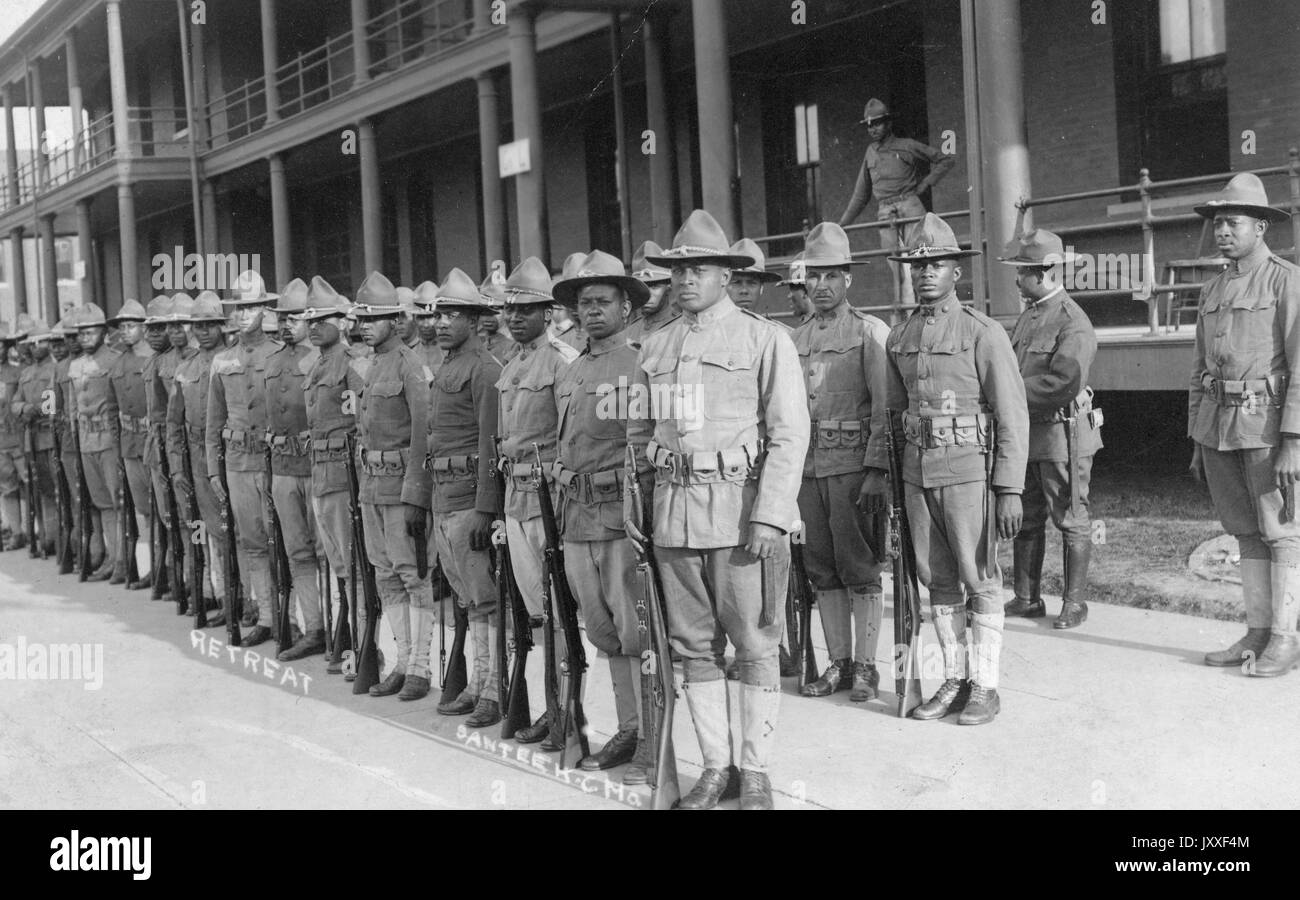 World war 1 african american soldiers Black and White Stock Photos ...