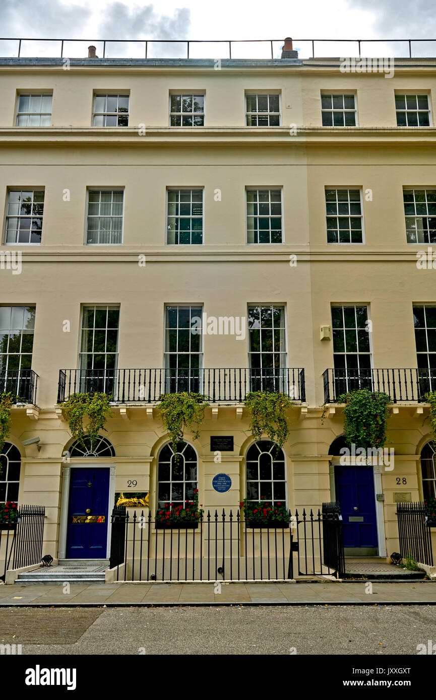 Wolf house hi-res stock photography and images - Alamy