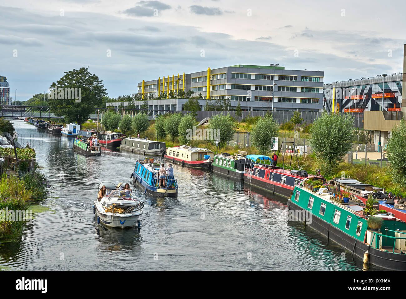 Canal in olympic park hi-res stock photography and images - Alamy