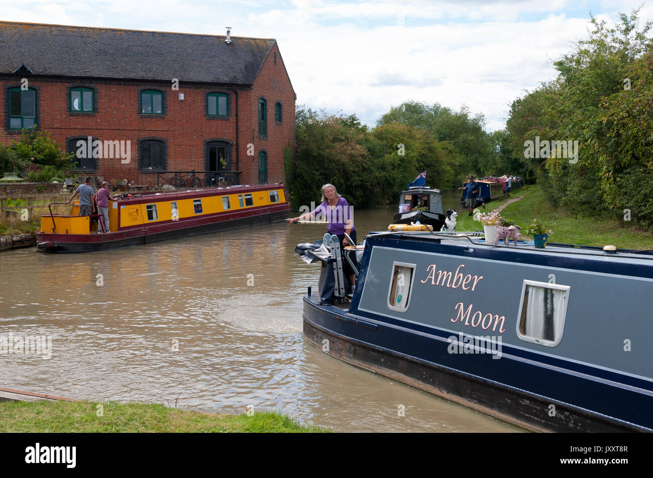 The Oxford Canal at Marston Doles, Warwickshire, England, UK Stock ...