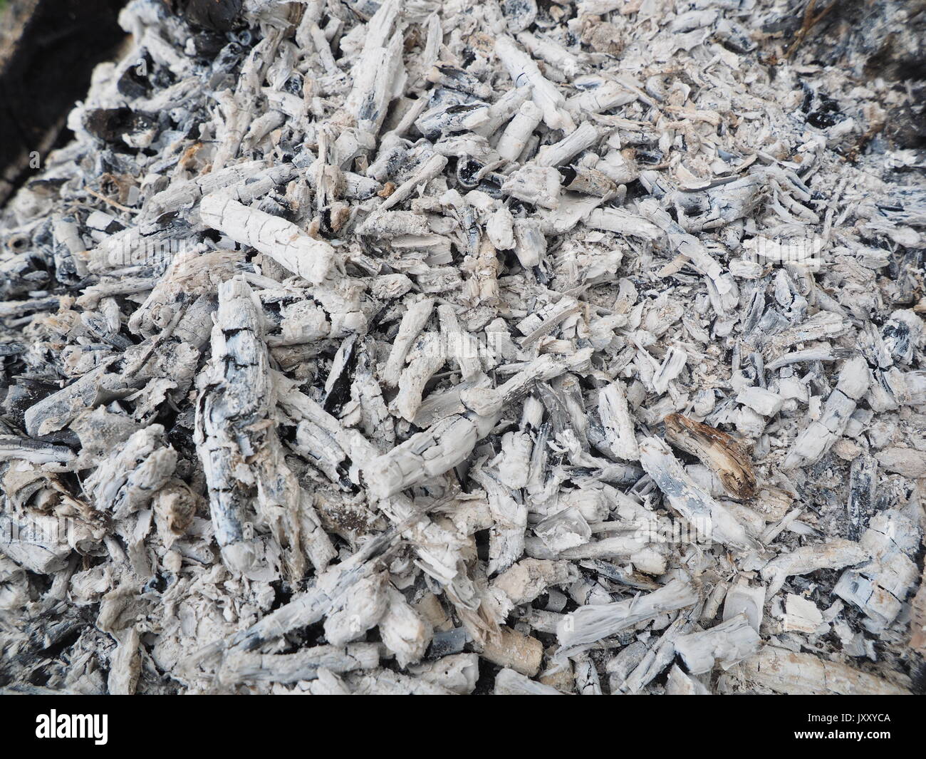 Ash and coals from the fire Stock Photo - Alamy