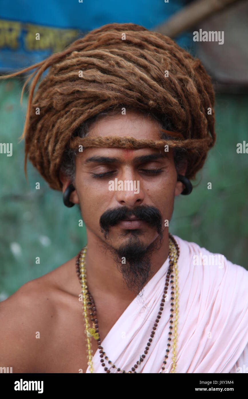 Long Hair Baba, Hindu Swami, A sadhu holy man, Sadu, Hindu Priest ...