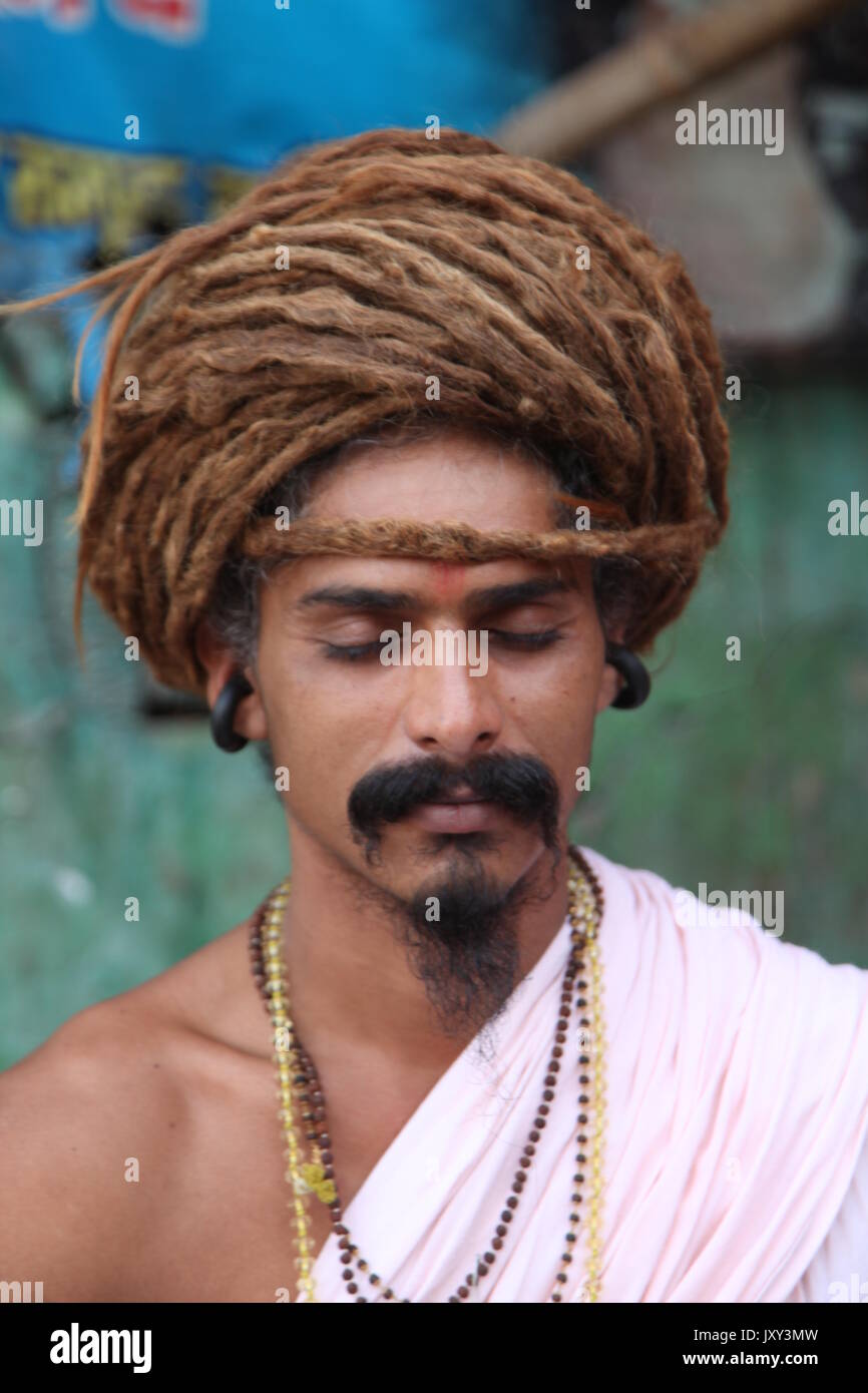Long Hair Baba, Hindu Swami, A sadhu holy man, Sadu, Hindu Priest ...