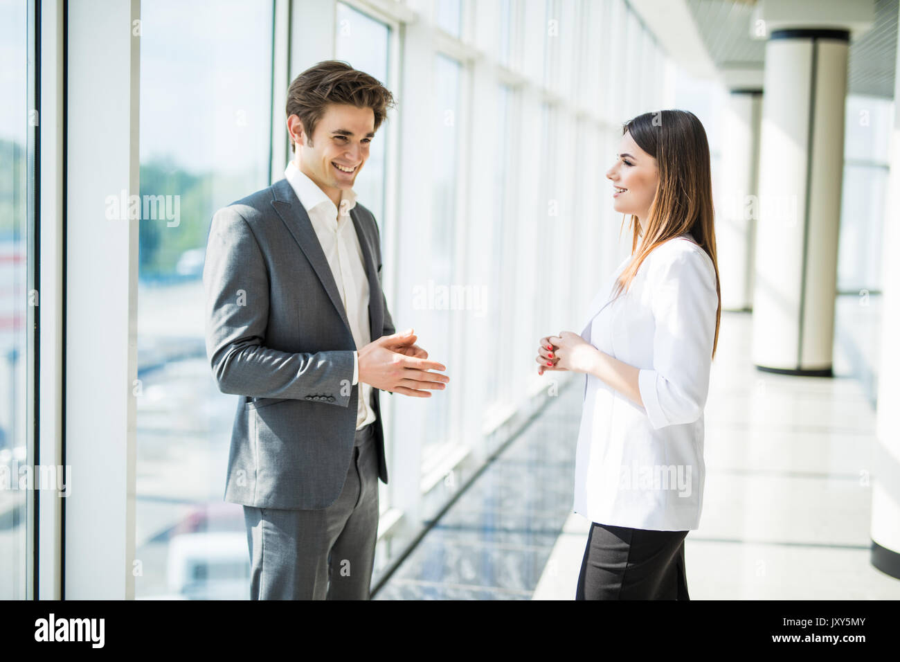 Speaking together hi-res stock photography and images - Alamy