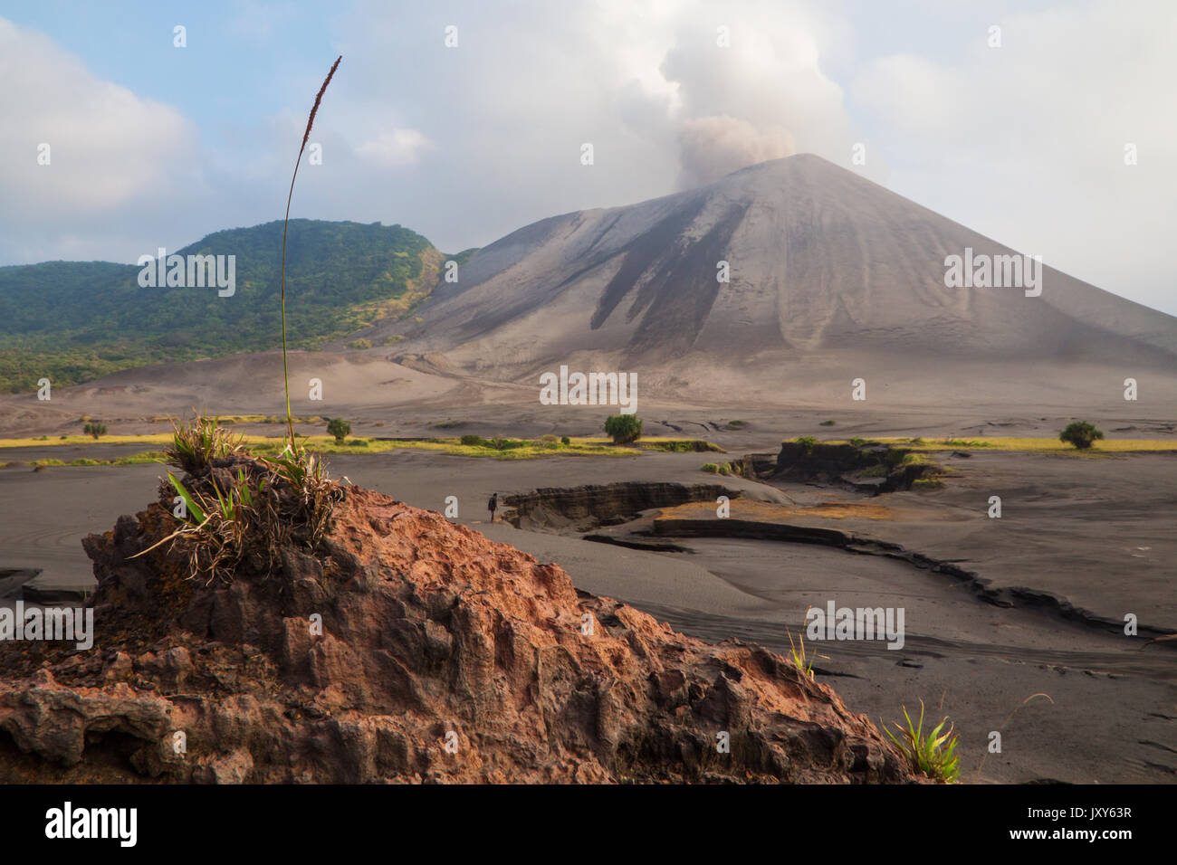 The eruption of the volcano Yasur on Tanna Island, Vanuatu Stock Photo ...