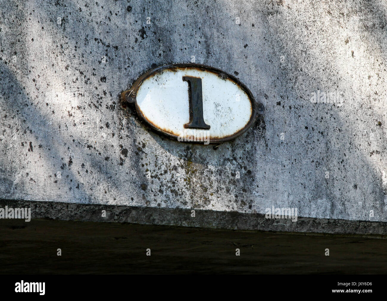 Canal bridge number 1 hi-res stock photography and images - Alamy