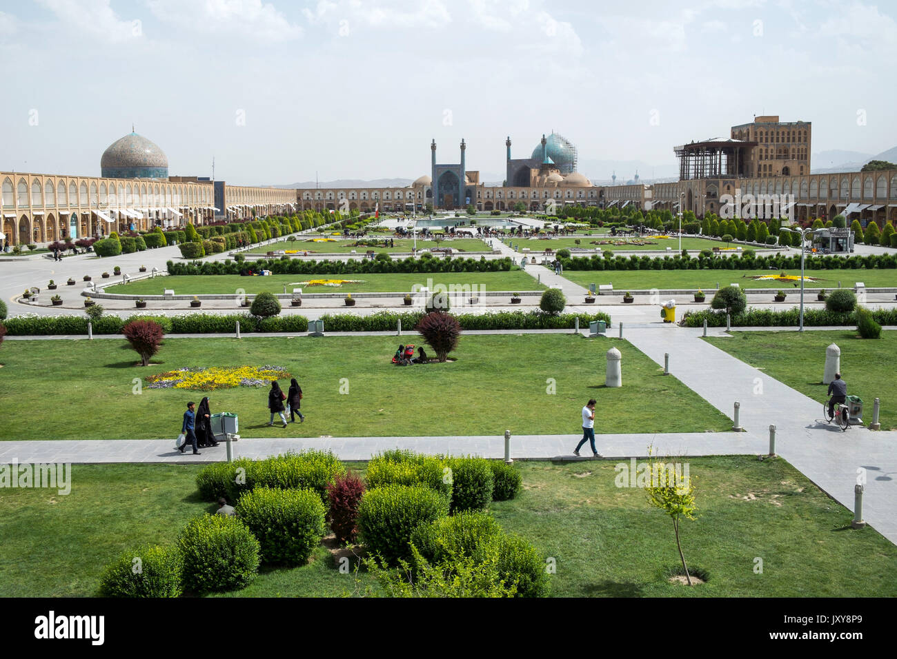 Iran: Naghsh-e Jahan Square (Imam Square or Shah Square) in Isfahan ...