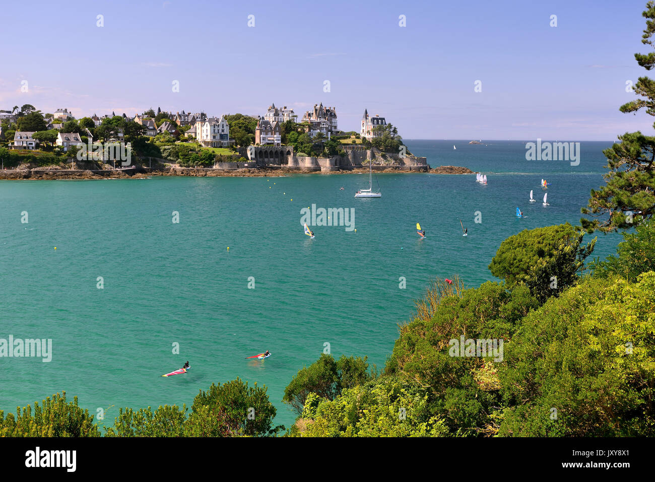 Villas de dinard hi-res stock photography and images - Alamy