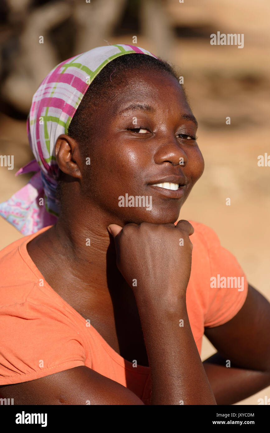 Ovambo people hi-res stock photography and images - Alamy