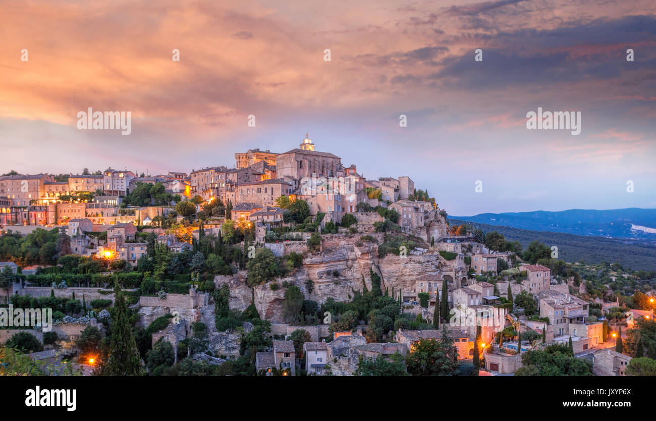 Gordes france town sunset hi-res stock photography and images - Alamy