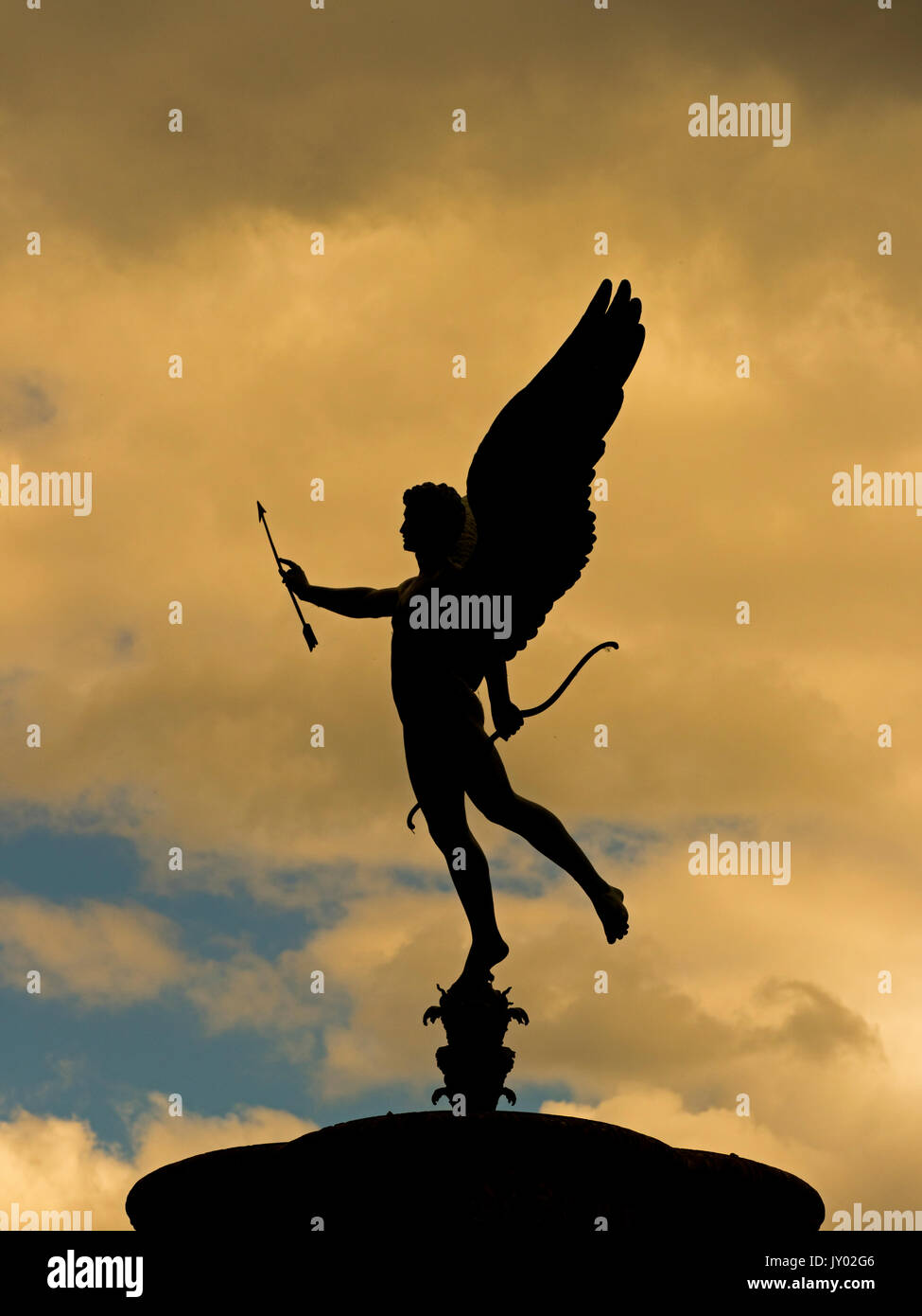 Ascott house leighton buzzard hi-res stock photography and images - Alamy