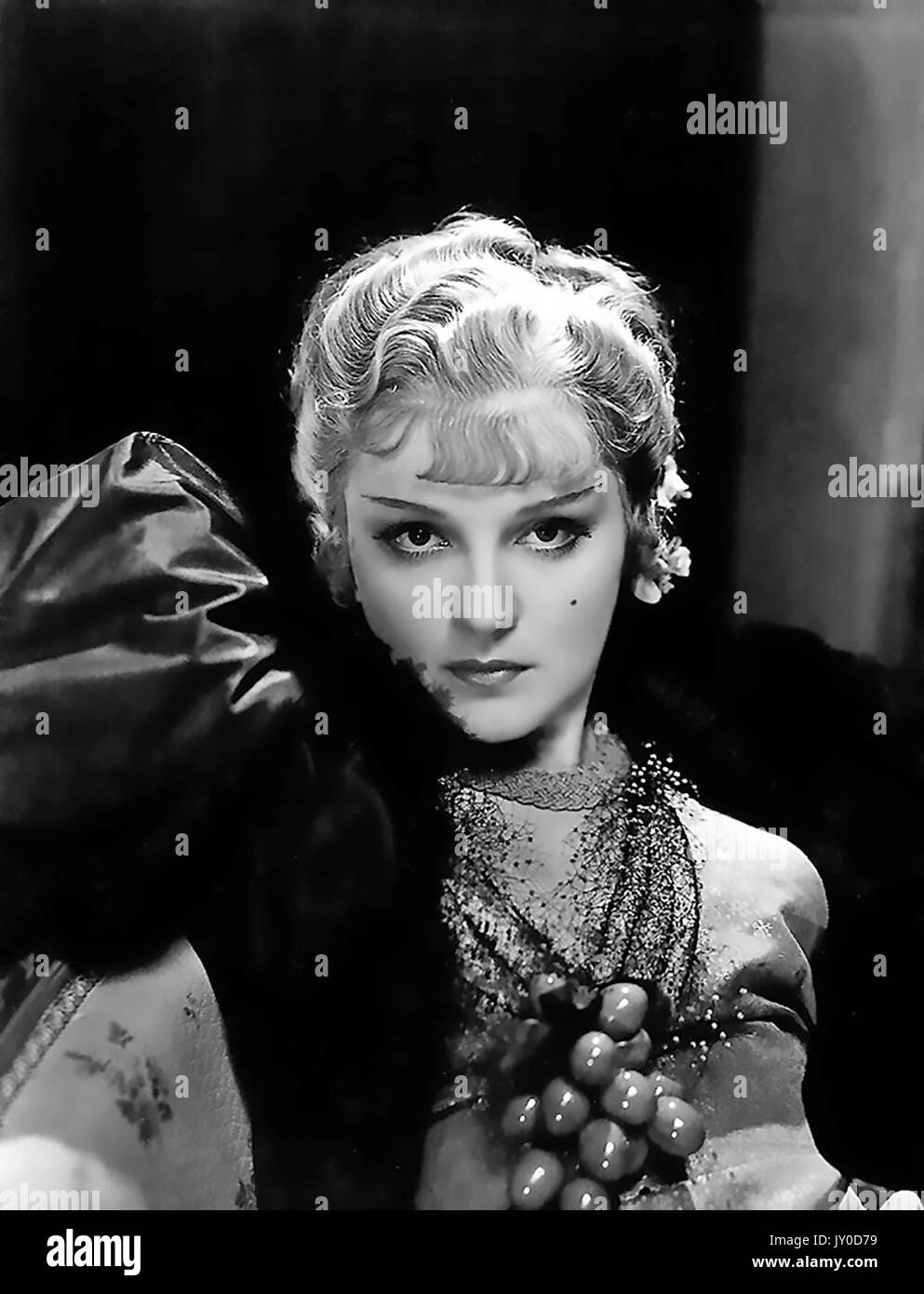 Nana anna sten 1934 nana hi-res stock photography and images - Alamy