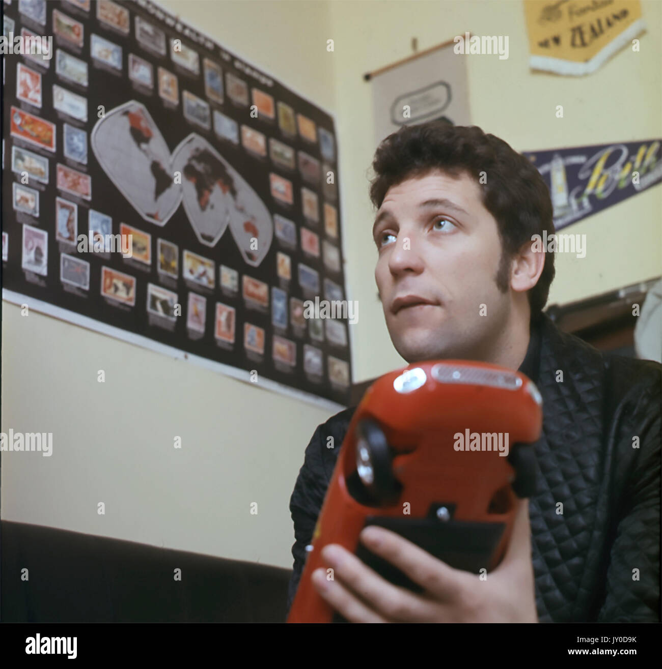 Tom jones singer 1964 hi-res stock photography and images - Alamy