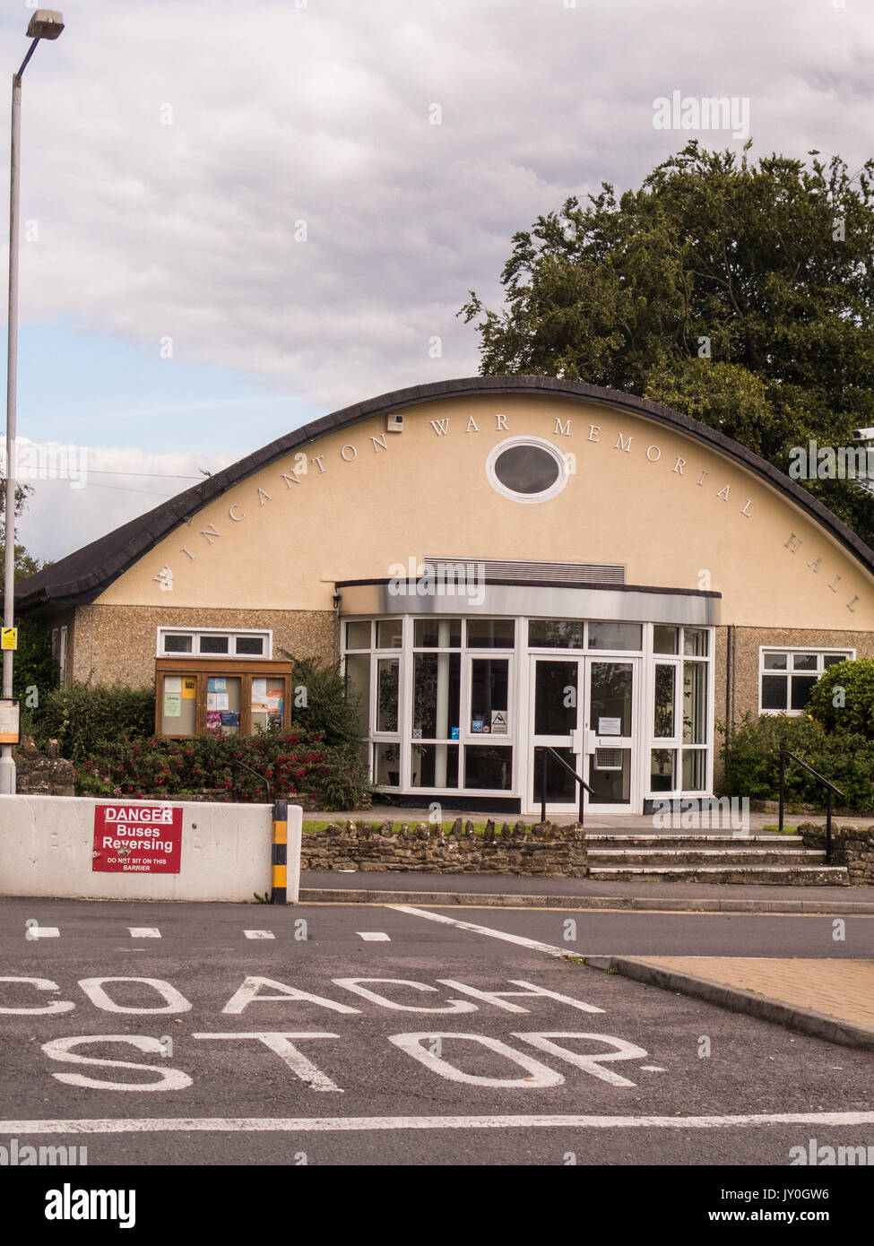 Wincanton War memorial hall Stock Photo - Alamy