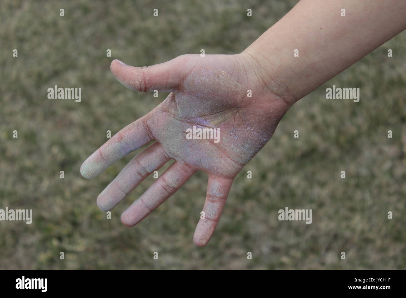 Hands wide open hi-res stock photography and images - Alamy