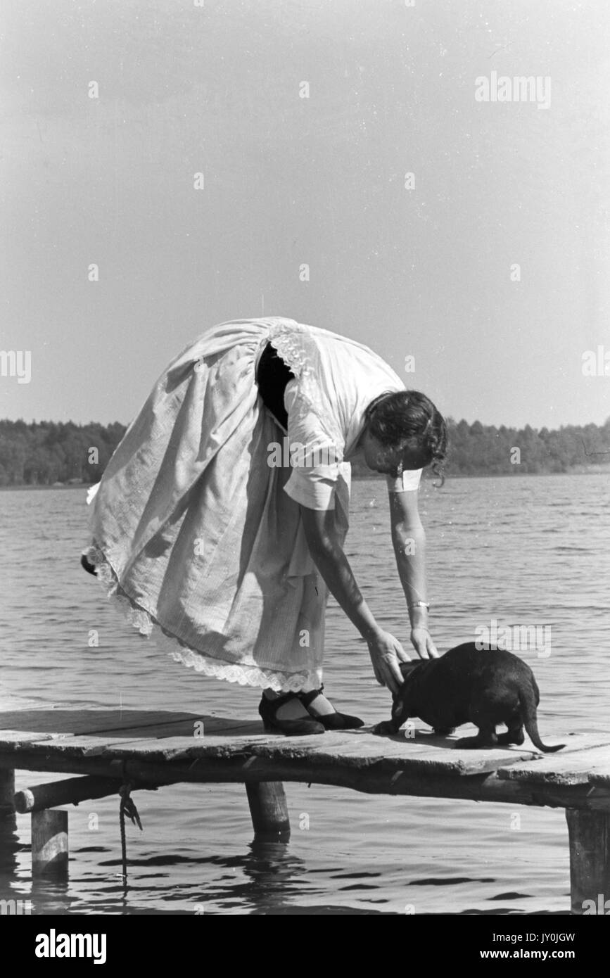 Woman Fear For Dog High Resolution Stock Photography and Images - Alamy