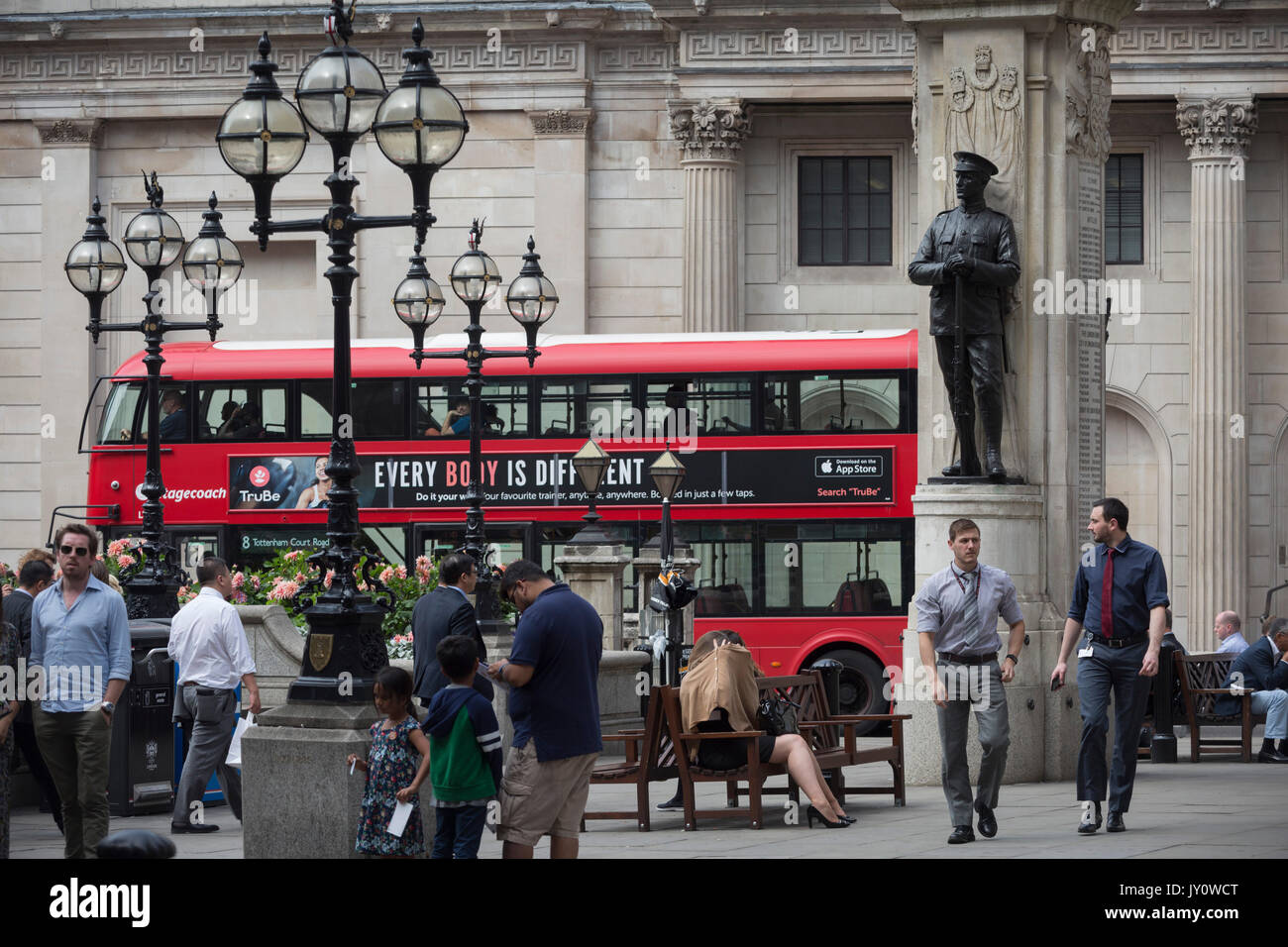 A London bus passes the WW1 war memorial opposite the Bank of England ...