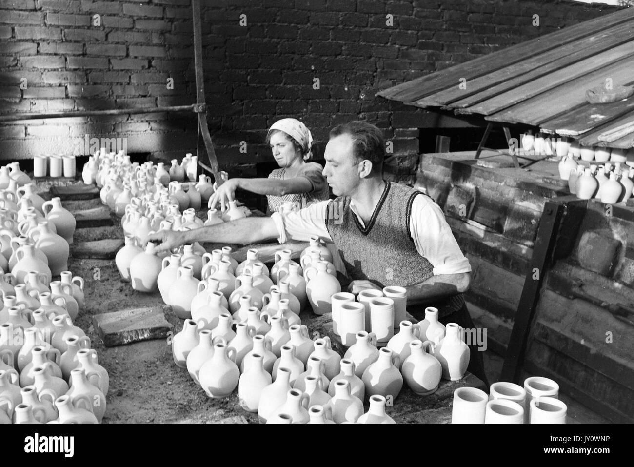 Pottery Workers High Resolution Stock Photography and Images - Alamy