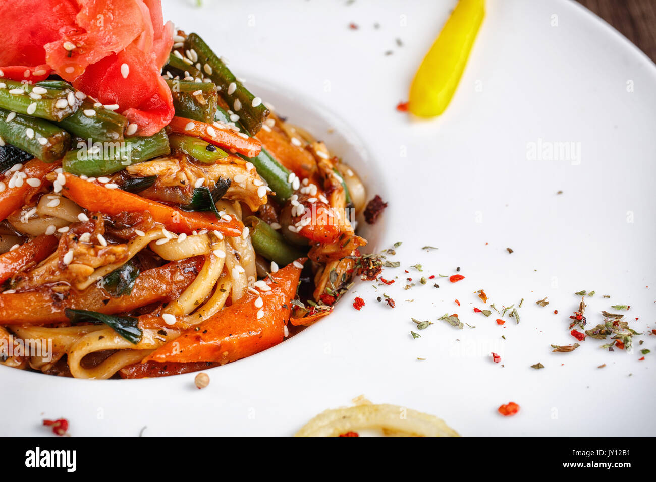 Asian food dishes hi-res stock photography and images - Alamy