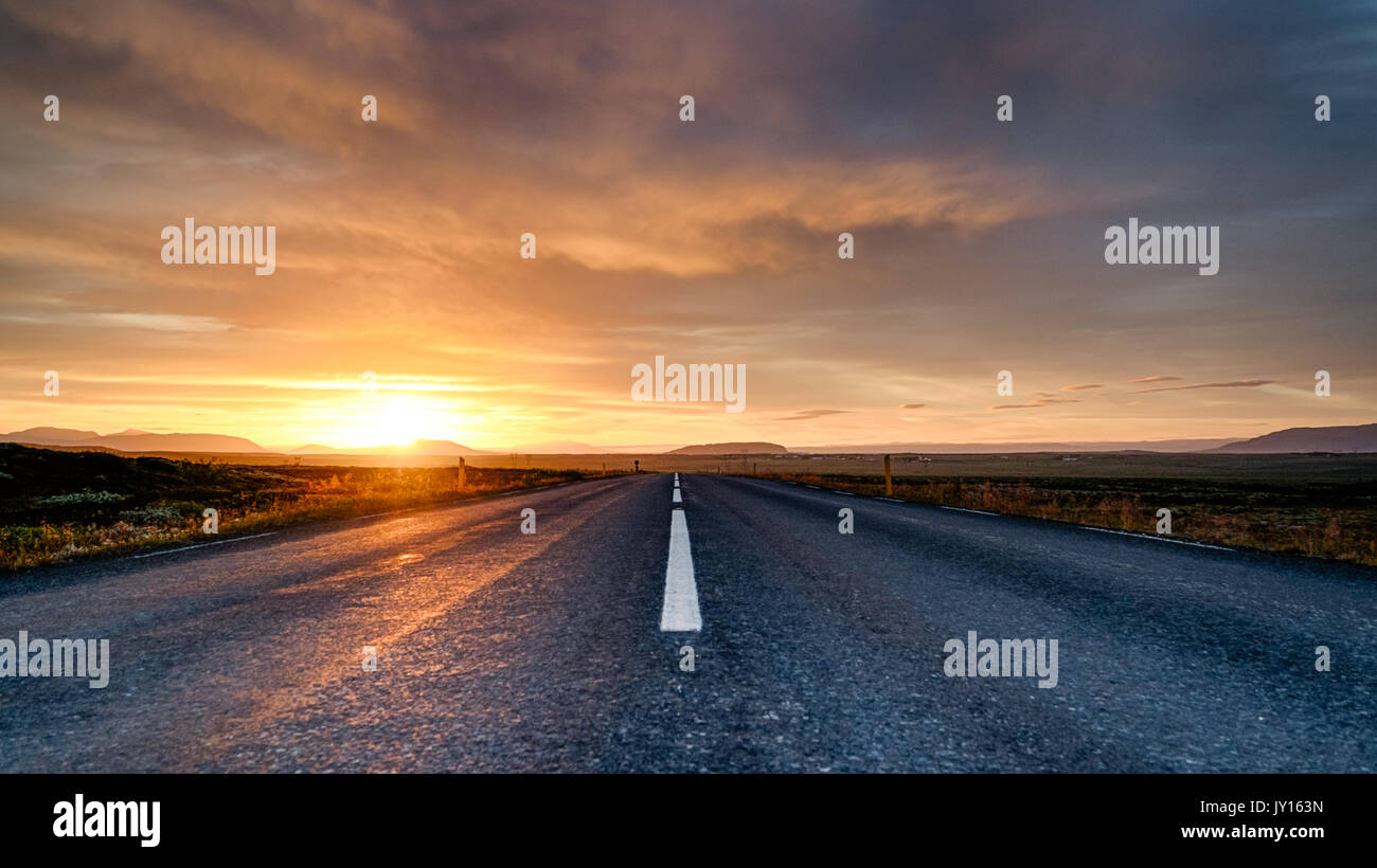 Highway to nowhere Stock Photo - Alamy