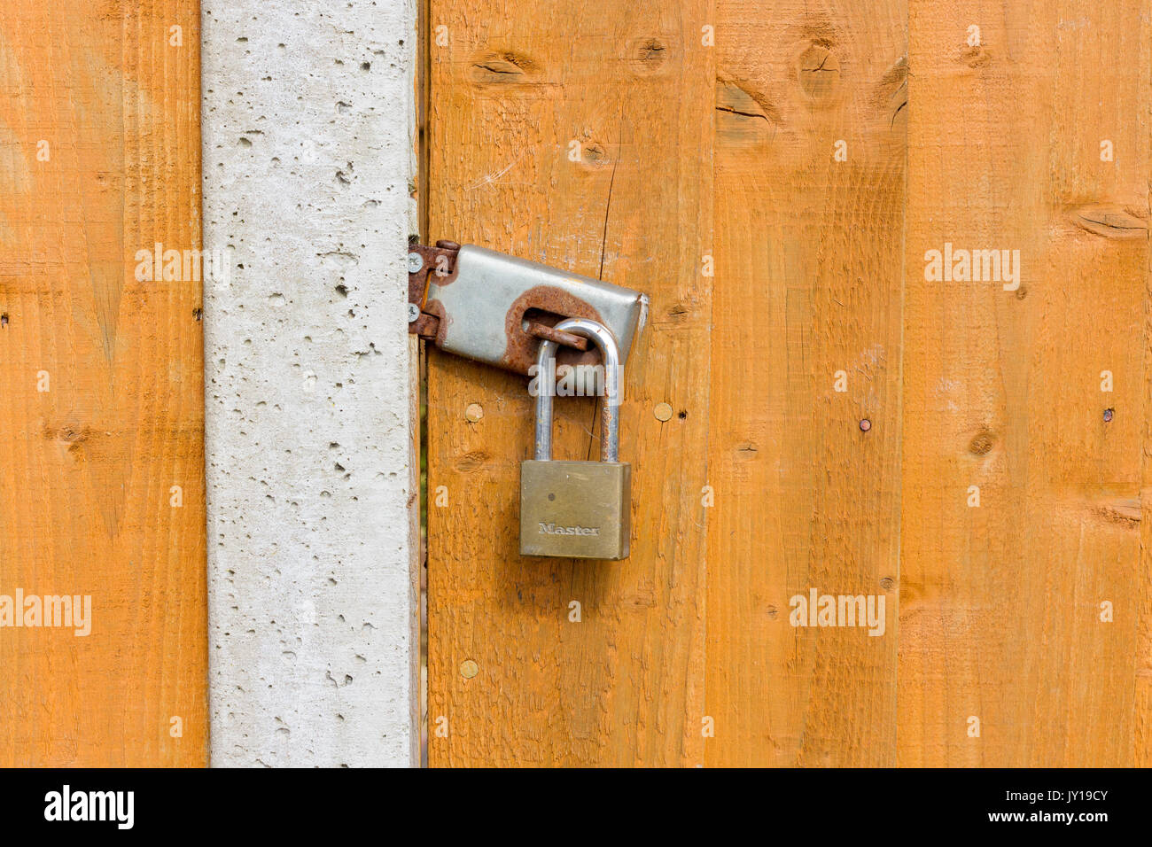 Secured gate hi-res stock photography and images - Alamy