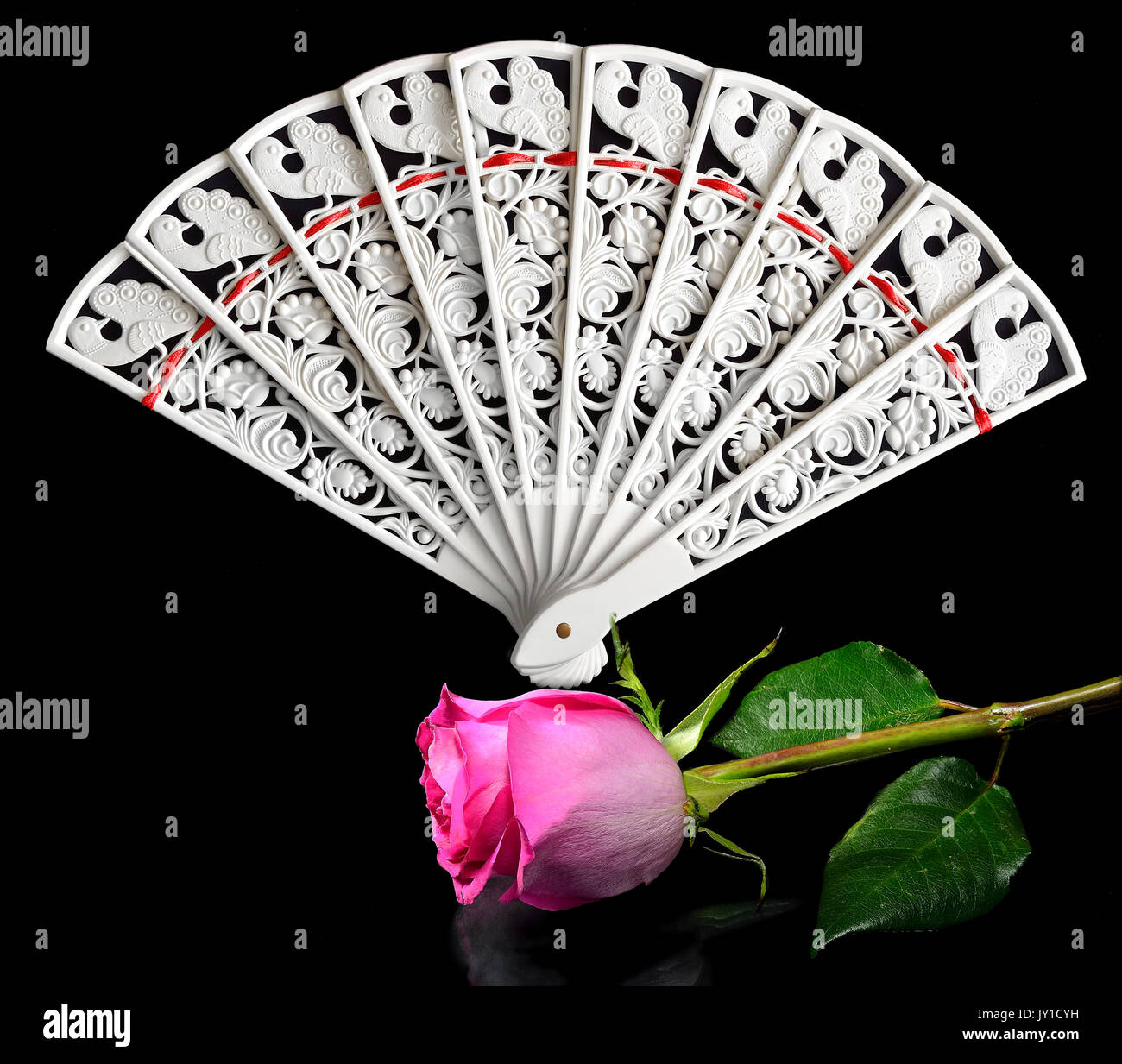 Asian fan hi-res stock photography and images - Alamy