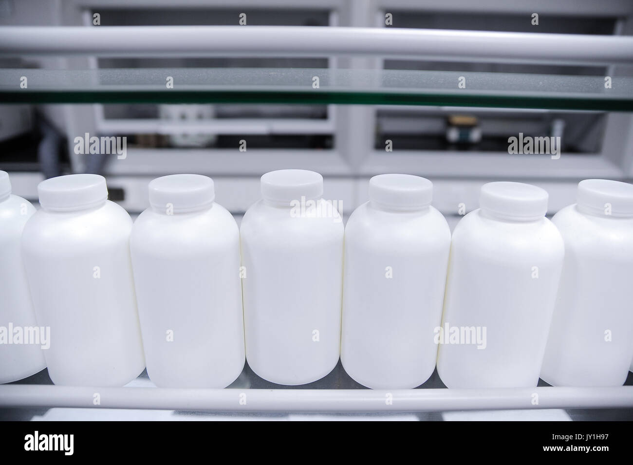 Empty bottles recycling box hi-res stock photography and images - Alamy